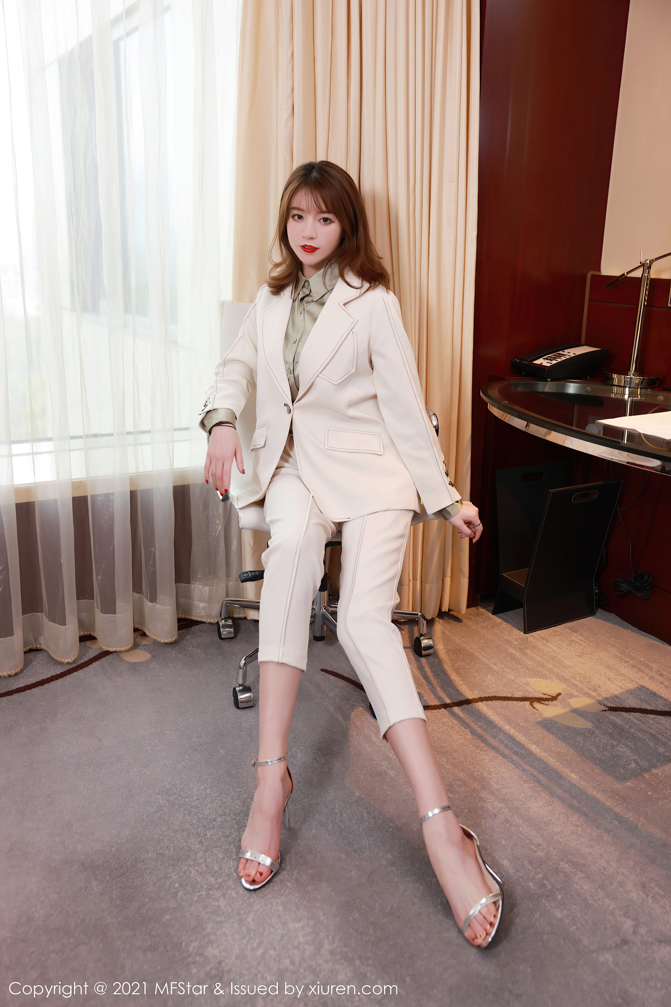 MFStar模范学院 2021.04.23 VOL.485 yoo优优 45 - 46P - 库里丝